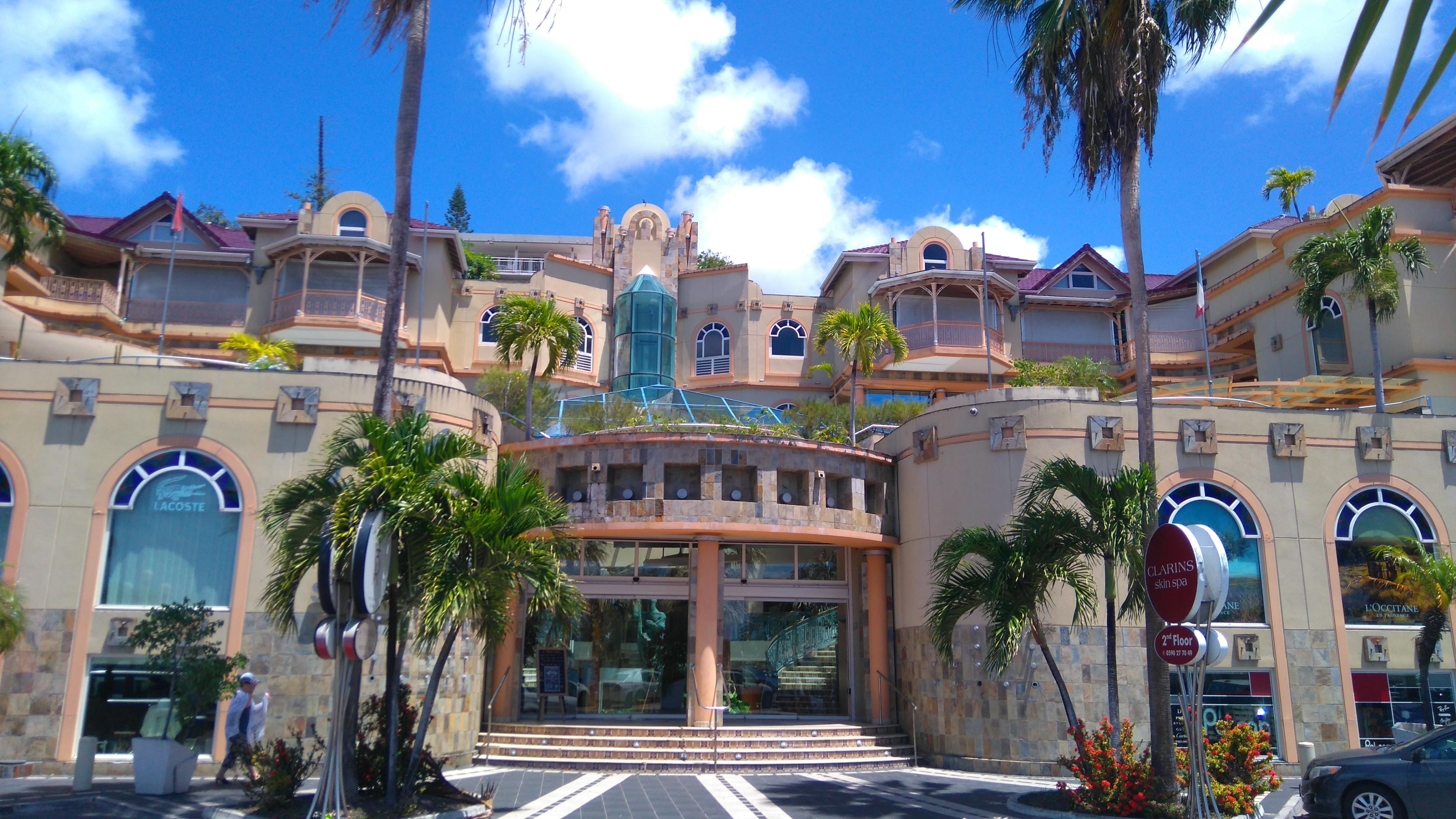 Shopping-St Martin-Sint Maarten - Saint Martin Friendly Island